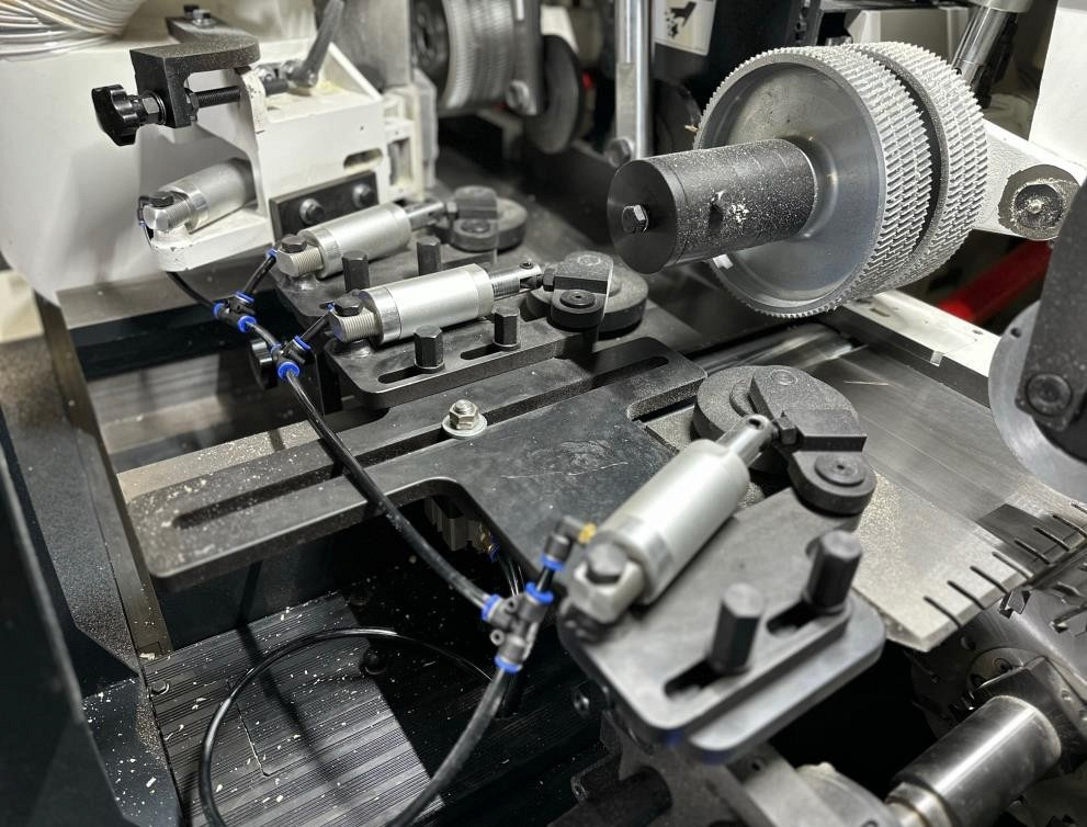 Четырехсторонний продольно-фрезерный станок QUADRO 726 SAW Ultra ...