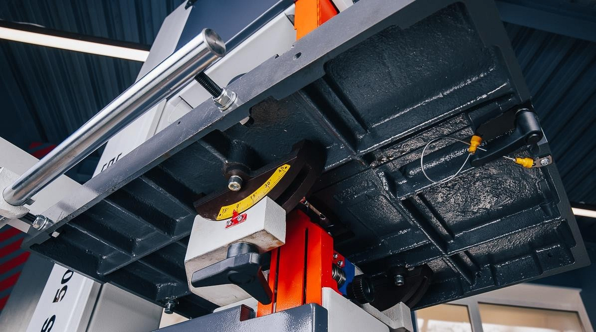 Ленточнопильные станки OSTERMANN BS 40, BS 50, BS 61 - купить по ...