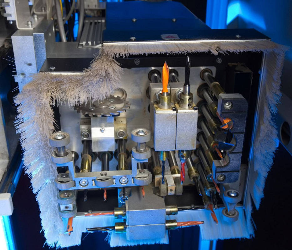 Сверлильно-присадочный центр с ЧПУ Beaver SWIFT Turbo 1200-2HС - купить ...